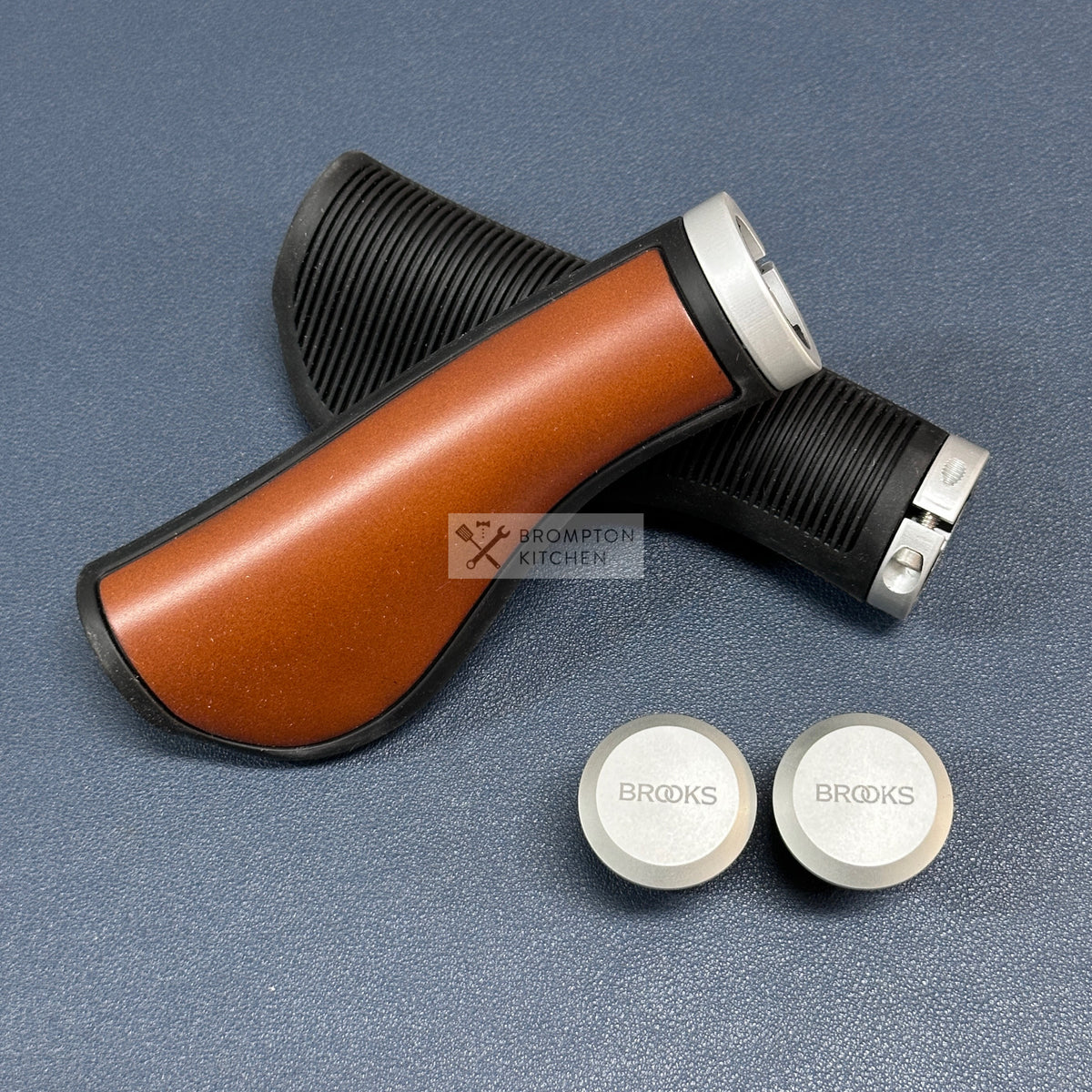 Brooks Ergonomic leather grip – Brompton Kitchen